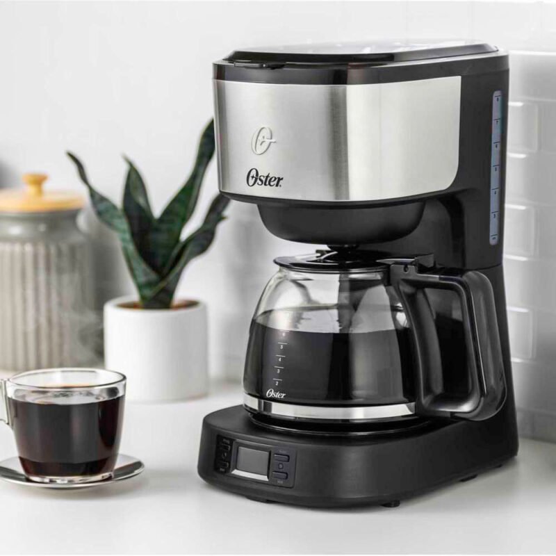 Cafetera programable Oster 8 tazas en acero inoxidable BVSTDC10SS - Te ...
